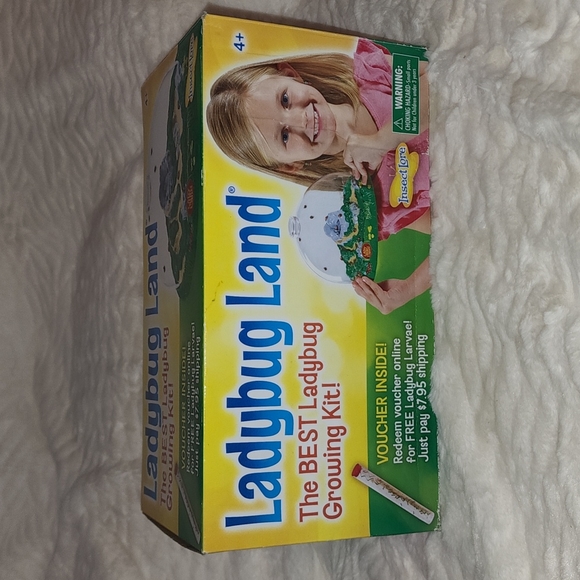 Insect Lore | Toys | Ladybug Land Kit Plus Life Cycle Pieces | Poshmark